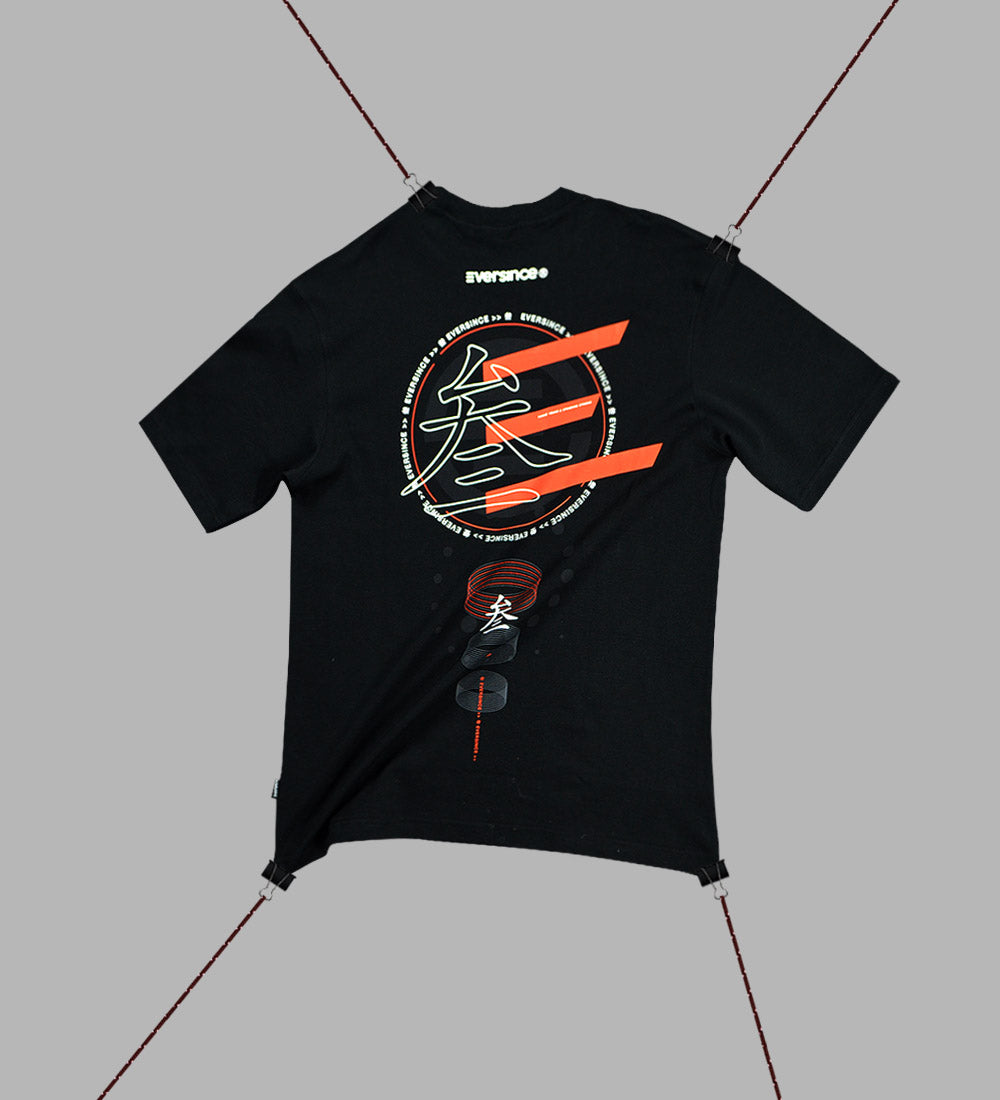 Eversince 'San' Tee | EVERSINCE